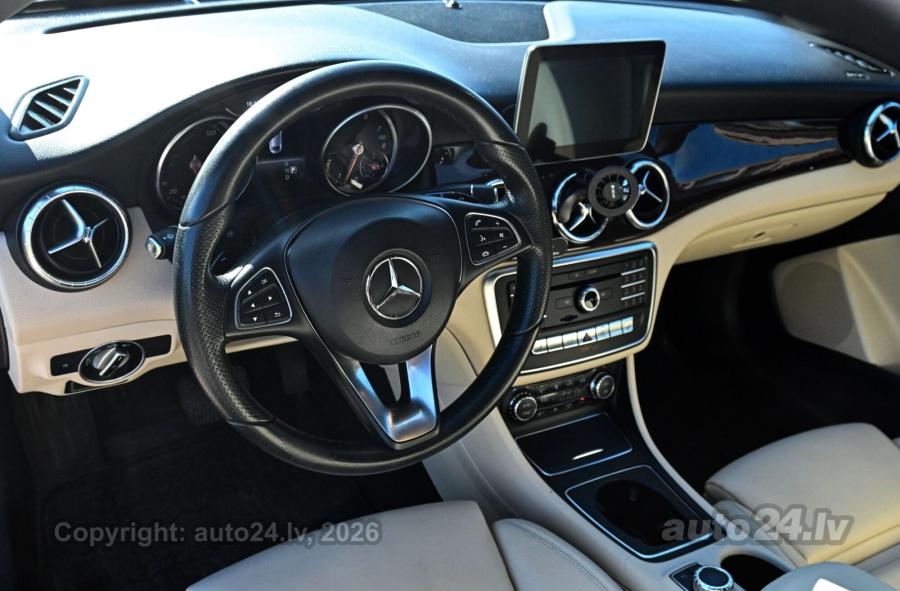 Sarkans Mercedes-Benz CLA-Class 2018 Rīga, ar dzinēja tilpumu 1.99 L un nobraukumu 60 tūkst. km par 20600 €, foto 12 vietnē AUTOMOTO.COM.LV