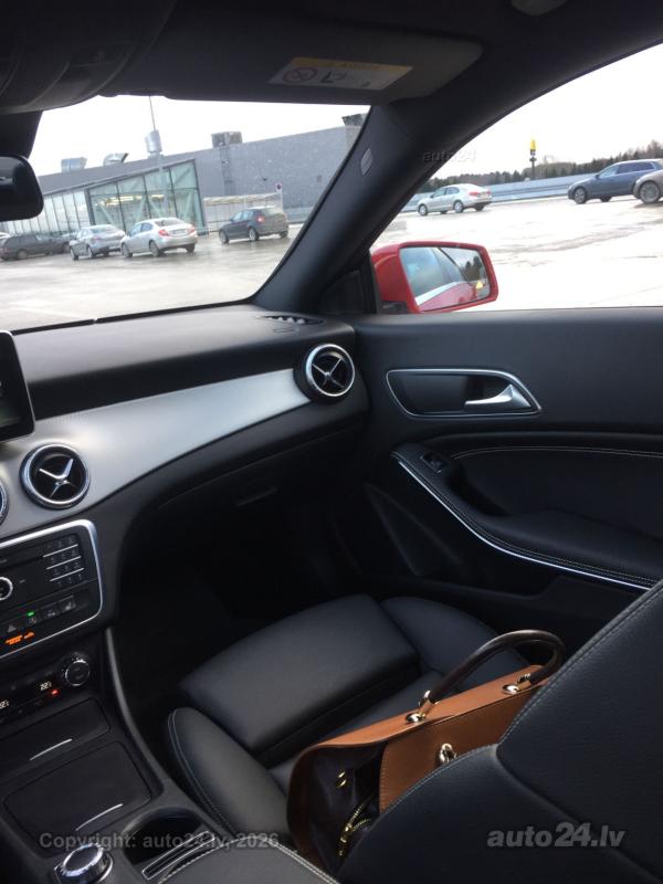Sarkans Mercedes-Benz CLA-Class 2016 Tallina, ar dzinēja tilpumu 1.60 L un nobraukumu 80 tūkst. km par 16950 €, foto 10 vietnē AUTOMOTO.COM.LV