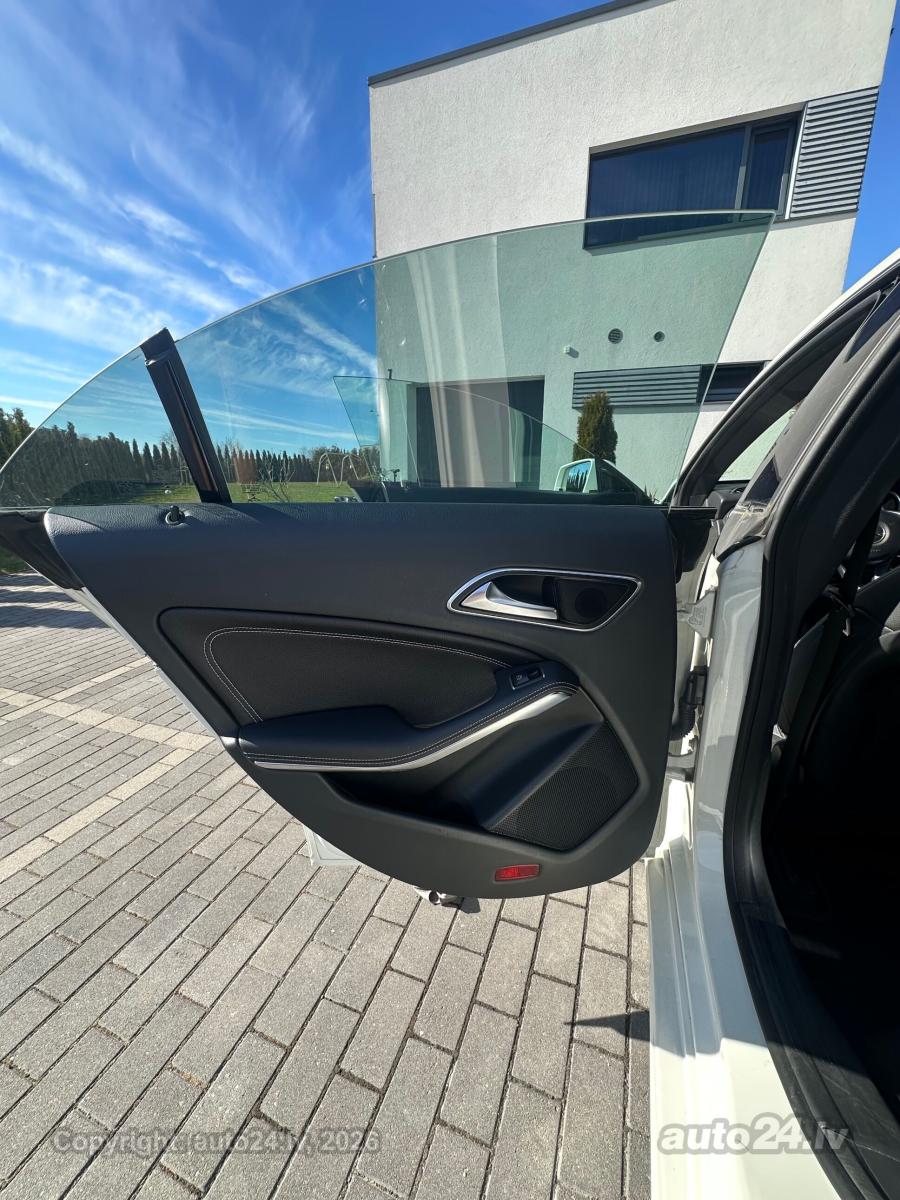 Balts Mercedes-Benz CLA-Class 2016 Tallina, ar dzinēja tilpumu 1.60 L un nobraukumu 96 tūkst. km par 16900 €, foto 15 vietnē AUTOMOTO.COM.LV