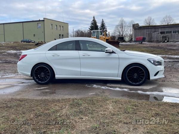 Balts Mercedes-Benz CLA-Class 2017 Pērnava, ar dzinēja tilpumu 1.50 L un nobraukumu 194 tūkst. km par 15750 €, foto 4 vietnē AUTOMOTO.COM.LV