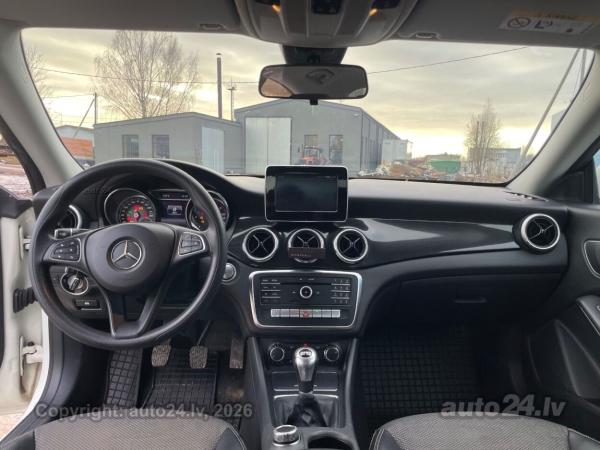 Balts Mercedes-Benz CLA-Class 2017 Pērnava, ar dzinēja tilpumu 1.50 L un nobraukumu 194 tūkst. km par 15750 €, foto 9 vietnē AUTOMOTO.COM.LV