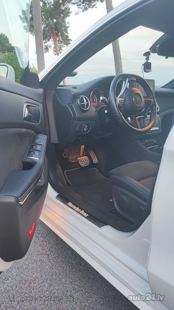 Balts Mercedes-Benz CLA-Class 2018 Tallina, ar dzinēja tilpumu 1.50 L un nobraukumu 103 tūkst. km par 20000 €, foto 5 vietnē AUTOMOTO.COM.LV