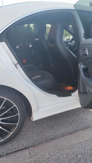 White Mercedes-Benz CLA-Class 2018 in Tallinn, with an engine capacity of 1.50 L and mileage of 103 thousand km for 20000 €, photo 8 on AUTOMOTO.COM.LV