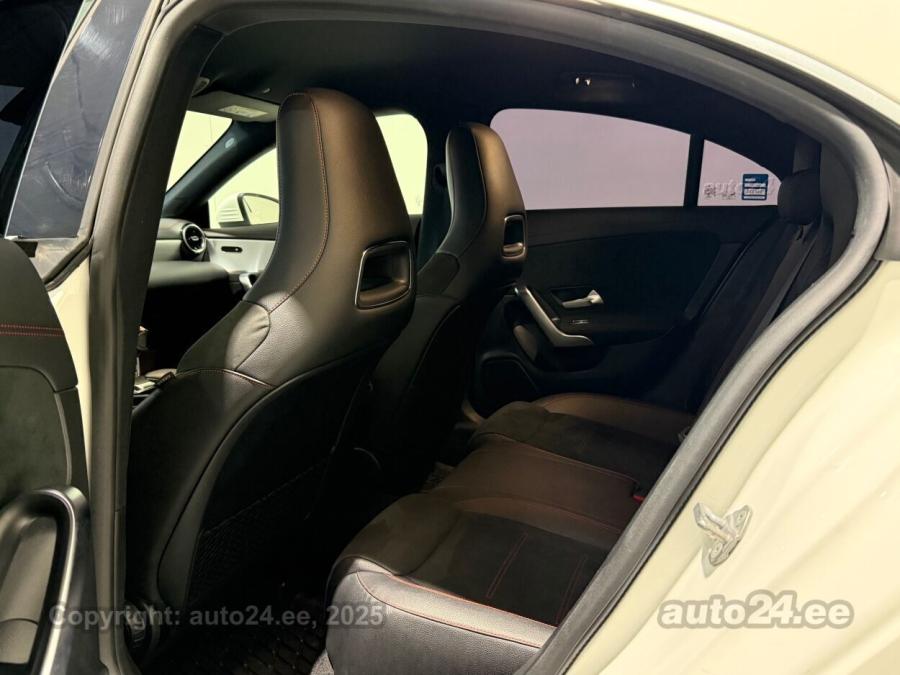 Balts Mercedes-Benz CLA-Class 2019 Tartu, ar dzinēja tilpumu 1.50 L un nobraukumu 119 tūkst. km par 23900 €, foto 9 vietnē AUTOMOTO.COM.LV