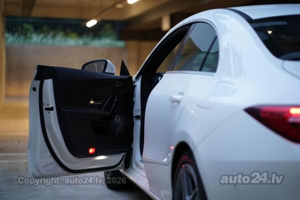 Balts Mercedes-Benz CLA-Class 2019 Tallina, ar dzinēja tilpumu 1.30 L un nobraukumu 78 tūkst. km par 19900 €, foto 10 vietnē AUTOMOTO.COM.LV