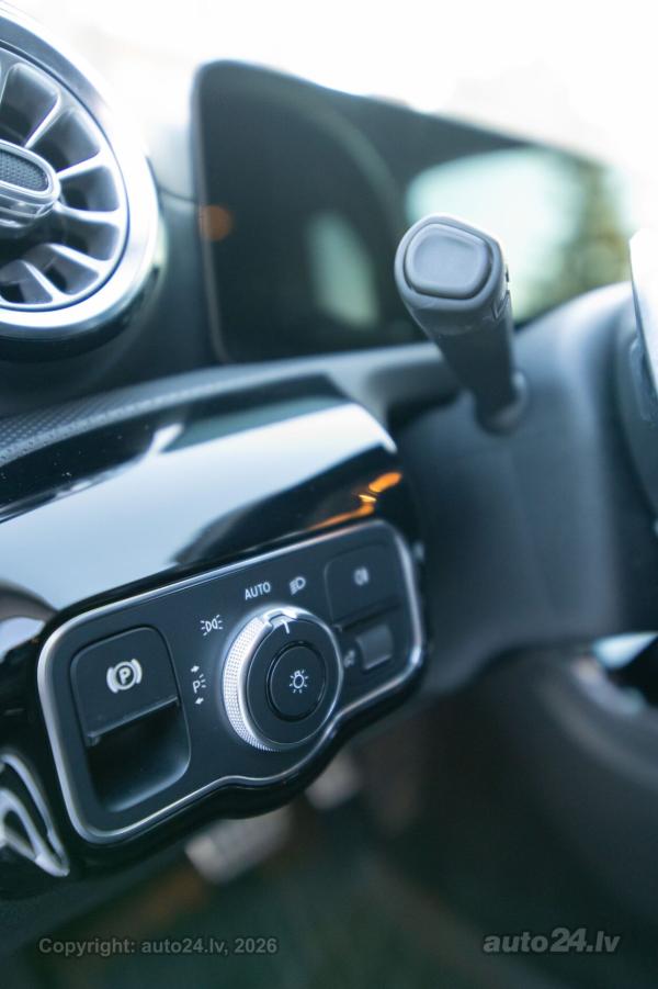 Balts Mercedes-Benz CLA-Class 2021 Tallina, ar dzinēja tilpumu 2.00 L un nobraukumu 78 tūkst. km par 30990 €, foto 11 vietnē AUTOMOTO.COM.LV