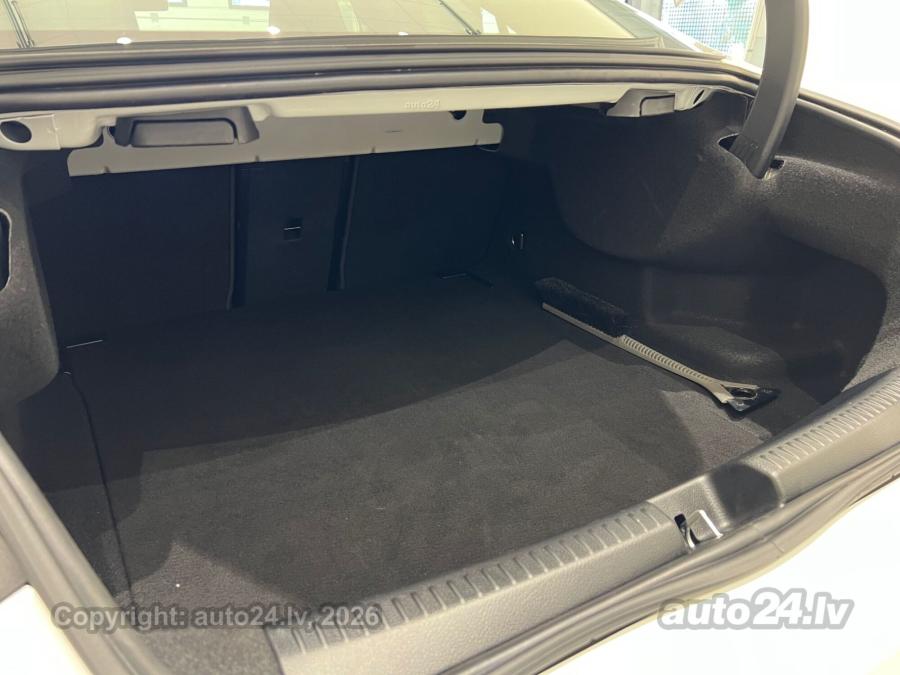 Balts Mercedes-Benz CLA-Class 2024 Tallina, ar dzinēja tilpumu 2.00 L un nobraukumu 42 tūkst. km par 34900 €, foto 17 vietnē AUTOMOTO.COM.LV