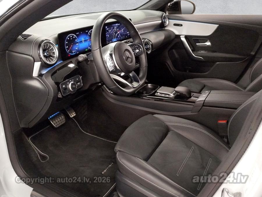 Balts Mercedes-Benz CLA-Class 2021 Tallina, ar dzinēja tilpumu 0.00 L un nobraukumu 35 tūkst. km par 30990 €, foto 4 vietnē AUTOMOTO.COM.LV