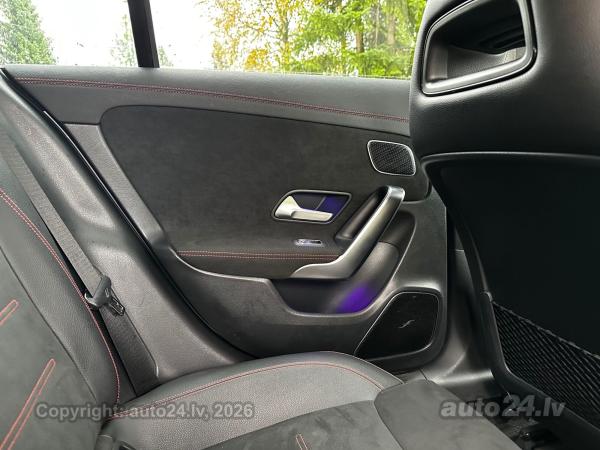 Balts Mercedes-Benz CLA-Class 2021 Tallina, ar dzinēja tilpumu 2.00 L un nobraukumu 129 tūkst. km par 22000 €, foto 8 vietnē AUTOMOTO.COM.LV