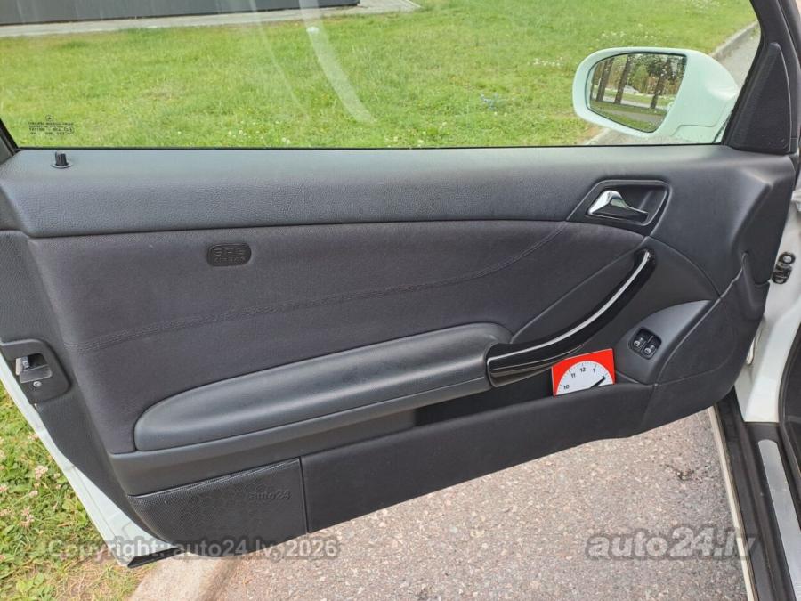 Balts Mercedes-Benz CLC-Class 2009 Tallina, ar dzinēja tilpumu 2.10 L un nobraukumu 0 tūkst. km par 3000 €, foto 7 vietnē AUTOMOTO.COM.LV