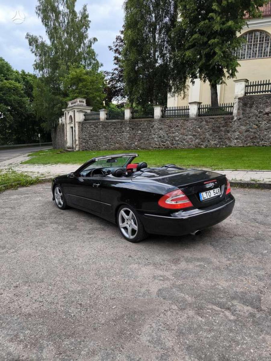 Melns Mercedes-Benz CLK 200 2004 Viļņa, ar dzinēja tilpumu 1.80 L un nobraukumu 211 tūkst. km par 5000 €, foto 4 vietnē AUTOMOTO.COM.LV