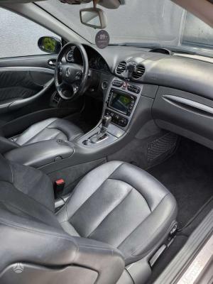 Melns Mercedes-Benz CLK 200 2004 Viļņa, ar dzinēja tilpumu 1.80 L un nobraukumu 211 tūkst. km par 5000 €, foto 7 vietnē AUTOMOTO.COM.LV