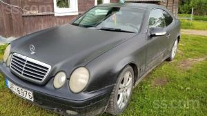 Melns Mercedes-Benz CLK 200 2001 Krāslava, ar dzinēja tilpumu 2.00 L un nobraukumu 334 tūkst. km par 1200 €, foto  vietnē AUTOMOTO.COM.LV