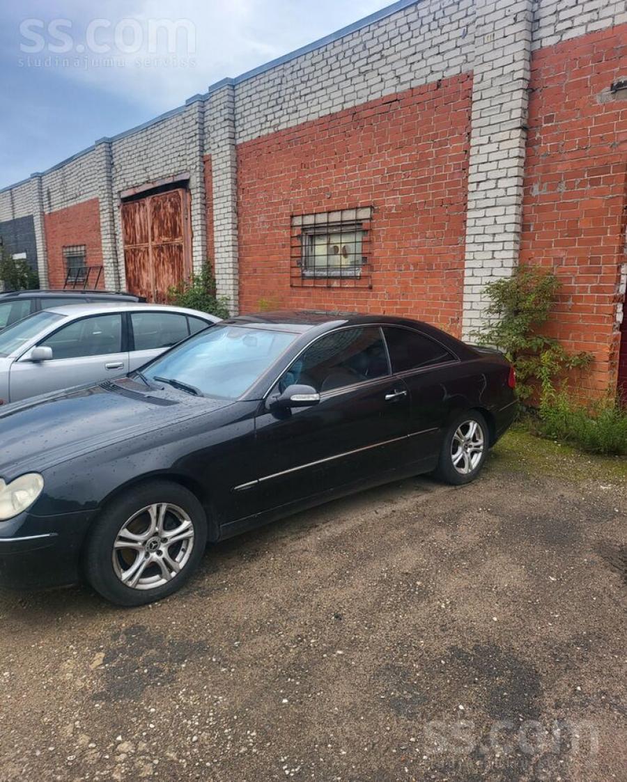Melns Mercedes-Benz CLK 200 2003 Rīga, ar dzinēja tilpumu 1.80 L un nobraukumu 310 tūkst. km par 1400 €, foto 3 vietnē AUTOMOTO.COM.LV