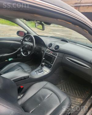 Melns Mercedes-Benz CLK 200 2003 Rīga, ar dzinēja tilpumu 1.80 L un nobraukumu 310 tūkst. km par 1400 €, foto 6 vietnē AUTOMOTO.COM.LV