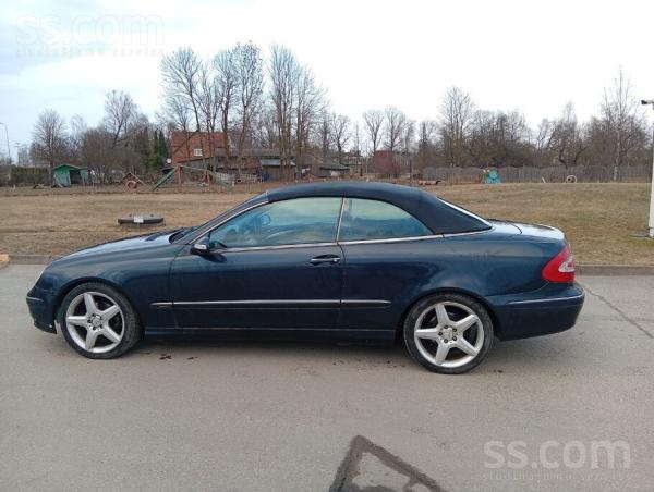 Blue Mercedes-Benz CLK 200 2005 in Cesis, with an engine capacity of 1.80 L and mileage of 245 thousand km for 3500 €, photo 1 on AUTOMOTO.COM.LV