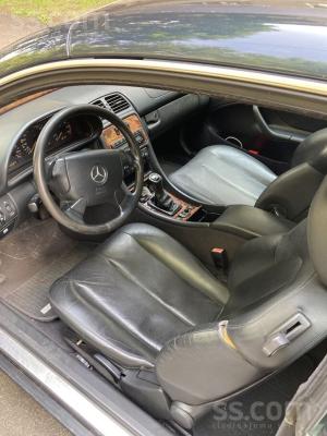 Blue Mercedes-Benz CLK 200 1999 in Riga, with an engine capacity of 2.00 L and mileage of 217 thousand km for 2000 €, photo 7 on AUTOMOTO.COM.LV