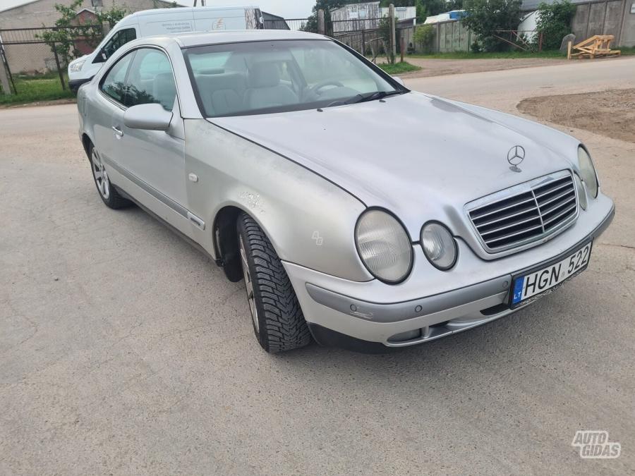 Mercedes-Benz CLK 200 1997 in Klaipeda, with an engine capacity of 2.00 L and mileage of 289 thousand km for 950 €, photo 5 on AUTOMOTO.COM.LV