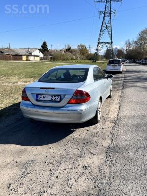 Mercedes-Benz CLK 200 2005 in Riga, with an engine capacity of 1.80 L and mileage of 188 thousand km for 1800 €, photo 4 on AUTOMOTO.COM.LV