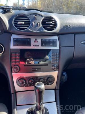 Mercedes-Benz CLK 200 2005 in Riga, with an engine capacity of 1.80 L and mileage of 188 thousand km for 1800 €, photo 8 on AUTOMOTO.COM.LV