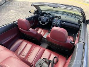 Green Mercedes-Benz CLK 200 1998 in Riga, with an engine capacity of 2.00 L and mileage of 337 thousand km for 3850 €, photo 9 on AUTOMOTO.COM.LV