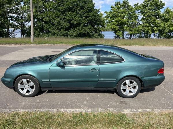 Green Mercedes-Benz CLK 200 1998 in Riga, with an engine capacity of 2.00 L and mileage of 183 thousand km for 2190 €, photo 4 on AUTOMOTO.COM.LV