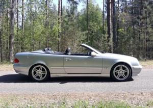 Grey Mercedes-Benz CLK 200 2000 in Riga, with an engine capacity of 2.00 L and mileage of 250 thousand km for 2000 €, photo  on AUTOMOTO.COM.LV