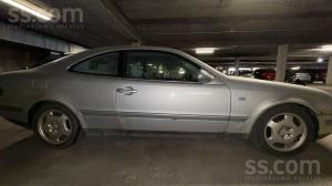 Grey Mercedes-Benz CLK 200 1999 in Riga, with an engine capacity of 2.00 L and mileage of 269 thousand km for 550 €, photo 3 on AUTOMOTO.COM.LV