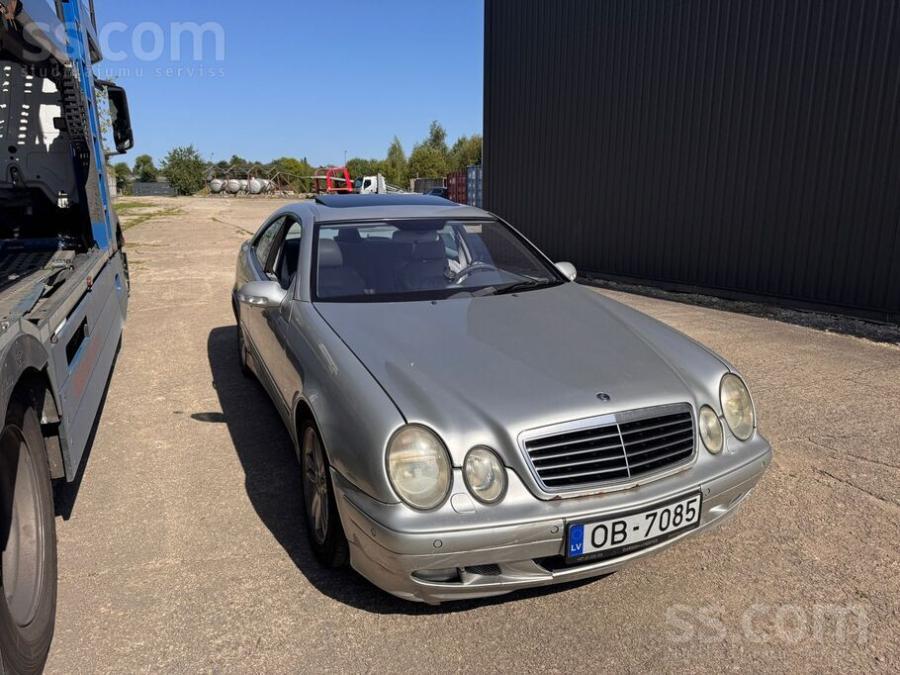 Серый Мерседес ЦЛК 200 2001 в Рига, объемом двигателя 2.00 л и пробегом 0 тыс. км за 1500 €, фото 3 на AUTOMOTO.COM.LV