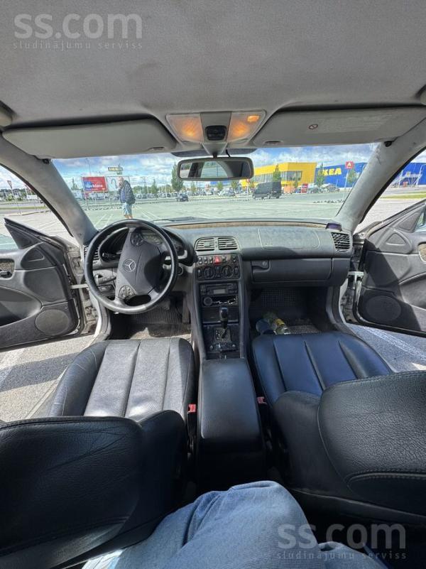 Pelēks Mercedes-Benz CLK 200 2001 Rīga, ar dzinēja tilpumu 2.00 L un nobraukumu 280 tūkst. km par 900 €, foto 4 vietnē AUTOMOTO.COM.LV