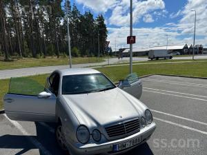 Серый Мерседес ЦЛК 200 2001 в Рига, объемом двигателя 2.00 л и пробегом 280 тыс. км за 900 €, фото  на AUTOMOTO.COM.LV
