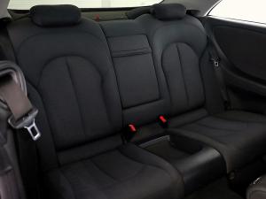 Pelēks Mercedes-Benz CLK 200 2003 Tallina, ar dzinēja tilpumu 1.80 L un nobraukumu 299 tūkst. km par 999 €, foto 8 vietnē AUTOMOTO.COM.LV