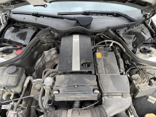 Mercedes-Benz CLK 200 2003 Kaišiadorys vietnē Pelēks Mercedes-Benz CLK 200 2003 Kaišiadorys, ar dzinēja tilpumu 2.00 L un nobraukumu 332 tūkst. km par 1750 €, foto 7 vietnē AUTOMOTO.COM.LV