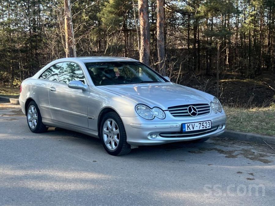 Grey Mercedes-Benz CLK 200 2005 in Riga, with an engine capacity of 1.80 L and mileage of 338 thousand km for 1360 €, photo 2 on AUTOMOTO.COM.LV