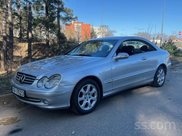 Grey Mercedes-Benz CLK 200 2005 in Riga, with an engine capacity of 1.80 L and mileage of 338 thousand km for 1360 €, photo 3 on AUTOMOTO.COM.LV