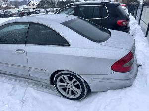 Grey Mercedes-Benz CLK 200 2007 in Vilnius, with an engine capacity of 1.80 L and mileage of 220 thousand km for 3950 €, photo 4 on AUTOMOTO.COM.LV