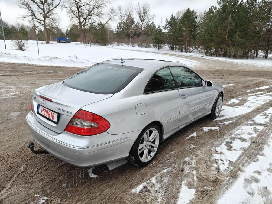 Grey Mercedes-Benz CLK 200 2007 in Vilnius, with an engine capacity of 1.80 L and mileage of 233 thousand km for 3750 €, photo 6 on AUTOMOTO.COM.LV