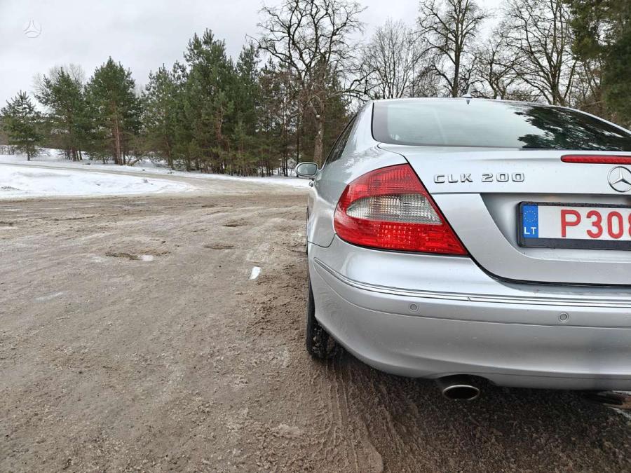 Grey Mercedes-Benz CLK 200 2007 in Vilnius, with an engine capacity of 1.80 L and mileage of 233 thousand km for 3750 €, photo 8 on AUTOMOTO.COM.LV