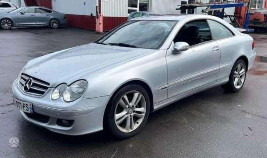 Pelēks Mercedes-Benz CLK 200 2008 Kauņa, ar dzinēja tilpumu 1.80 L un nobraukumu 166 tūkst. km par 4999 €, foto 1 vietnē AUTOMOTO.COM.LV