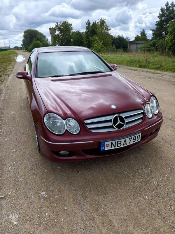 Red Mercedes-Benz CLK 200 2006 in Mazeikiai, with an engine capacity of 1.80 L and mileage of 253 thousand km for 4500 €, photo 2 on AUTOMOTO.COM.LV