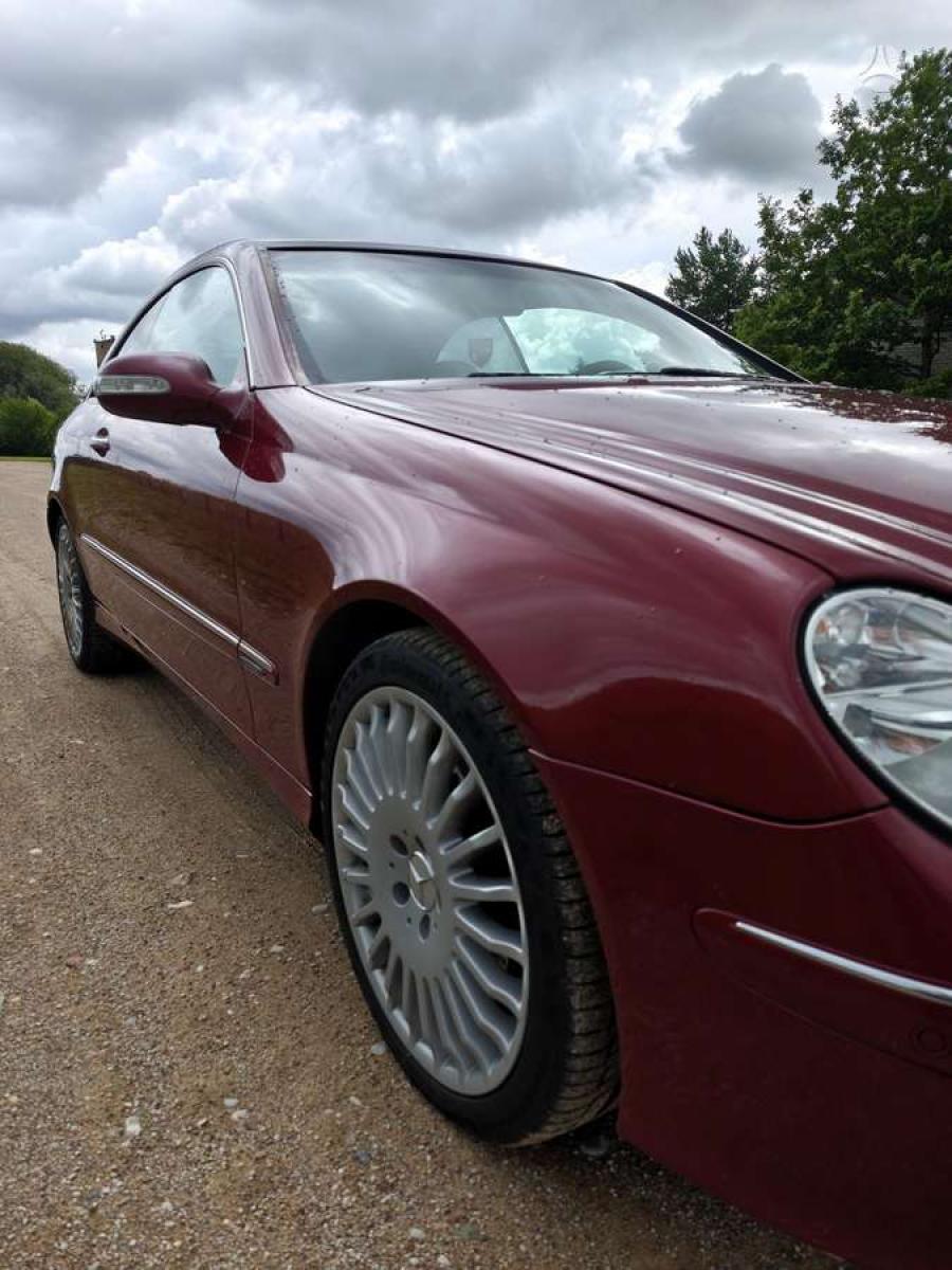 Red Mercedes-Benz CLK 200 2006 in Mazeikiai, with an engine capacity of 1.80 L and mileage of 253 thousand km for 4500 €, photo 5 on AUTOMOTO.COM.LV