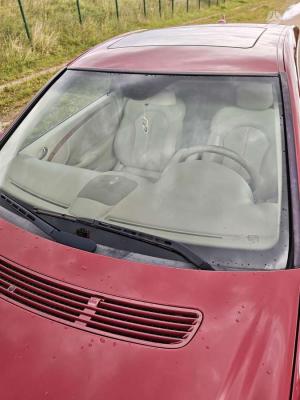 Red Mercedes-Benz CLK 200 2006 in Mazeikiai, with an engine capacity of 1.80 L and mileage of 253 thousand km for 4500 €, photo 11 on AUTOMOTO.COM.LV