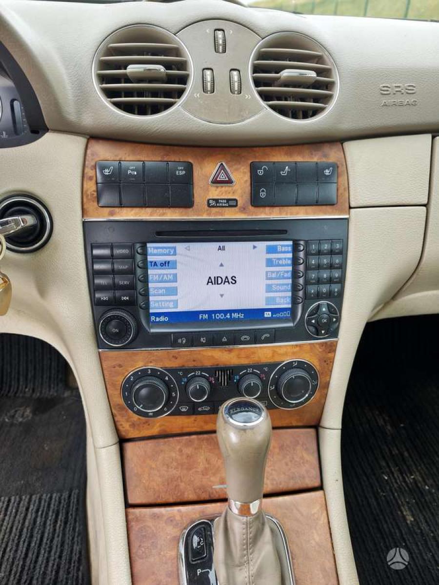 Red Mercedes-Benz CLK 200 2006 in Mazeikiai, with an engine capacity of 1.80 L and mileage of 253 thousand km for 4500 €, photo 15 on AUTOMOTO.COM.LV