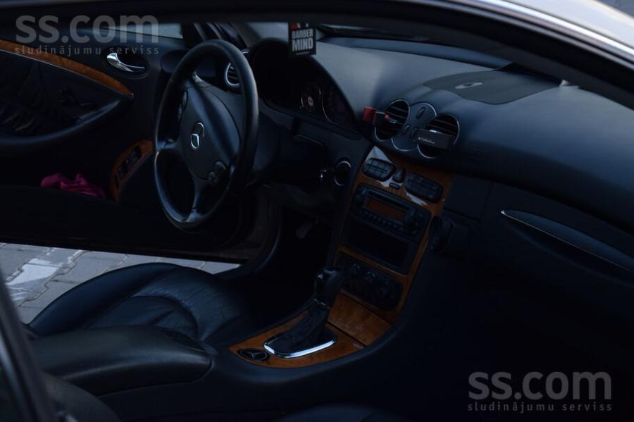 Dzeltens Mercedes-Benz CLK 200 2002 Rīga, ar dzinēja tilpumu 1.80 L un nobraukumu 290 tūkst. km par 3300 €, foto 5 vietnē AUTOMOTO.COM.LV