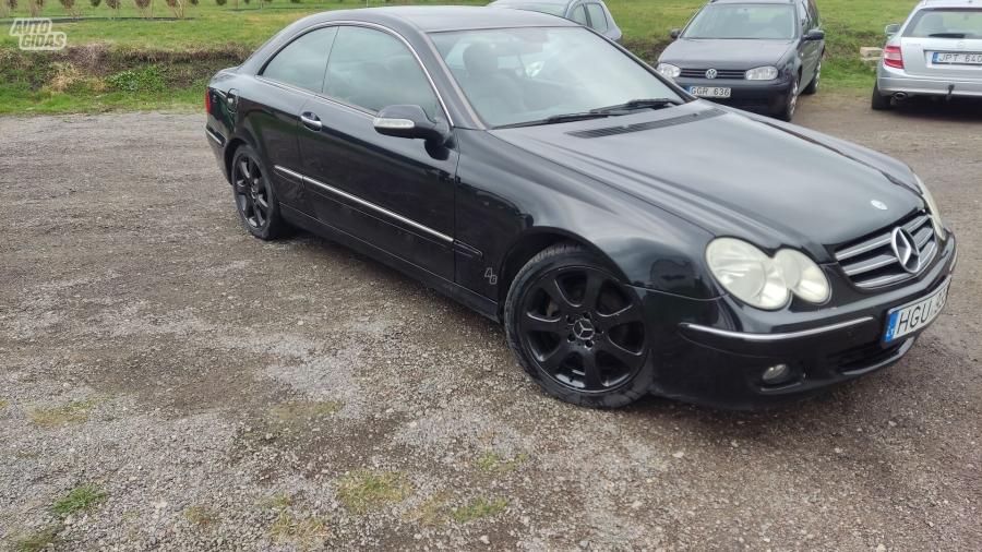 Black Mercedes-Benz CLK 220 2006 in Panevezys, with an engine capacity of 2.20 L and mileage of 342 thousand km for 3000 €, photo 3 on AUTOMOTO.COM.LV
