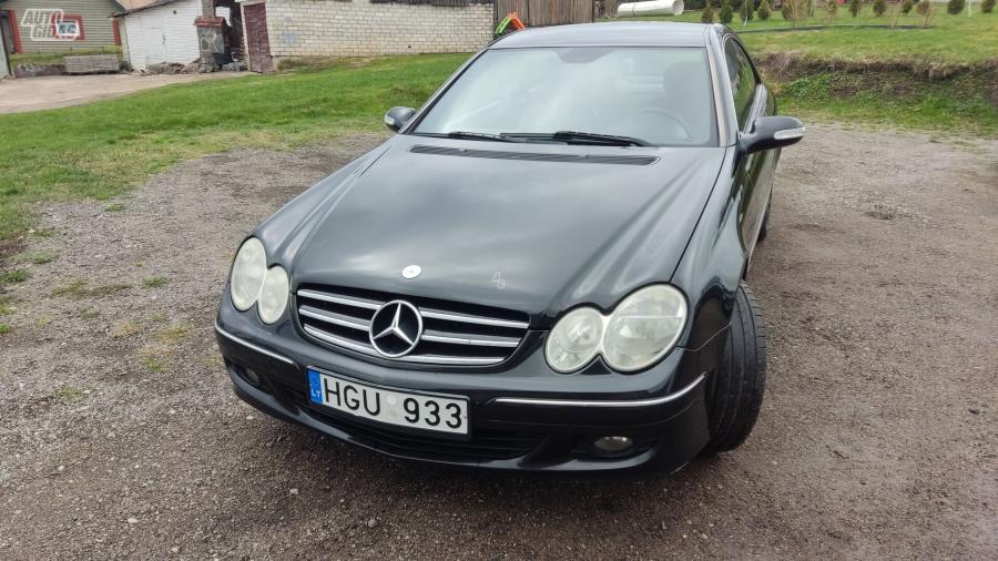 Black Mercedes-Benz CLK 220 2006 in Panevezys, with an engine capacity of 2.20 L and mileage of 342 thousand km for 3000 €, photo 6 on AUTOMOTO.COM.LV