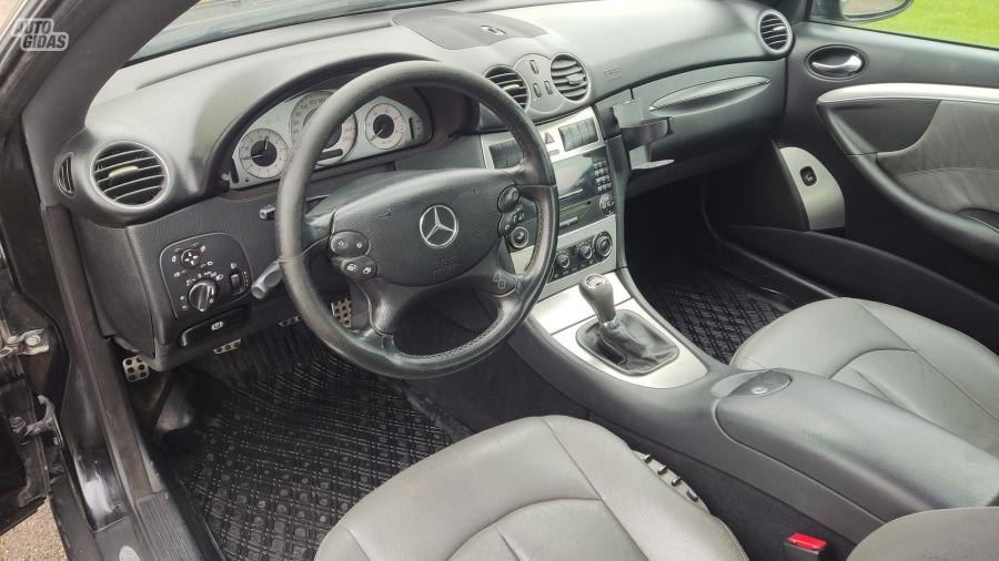 Black Mercedes-Benz CLK 220 2006 in Panevezys, with an engine capacity of 2.20 L and mileage of 342 thousand km for 3000 €, photo 12 on AUTOMOTO.COM.LV