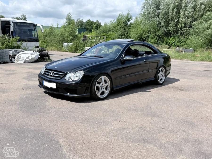 Black Mercedes-Benz CLK 220 2006 in Sakiai, with an engine capacity of 2.10 L and mileage of 209 thousand km for 2750 €, photo 1 on AUTOMOTO.COM.LV