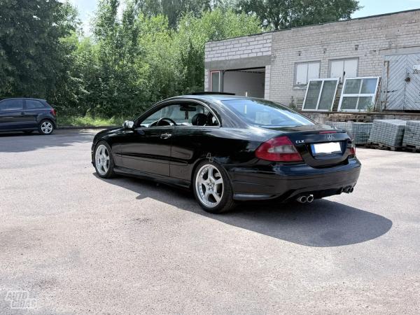 Black Mercedes-Benz CLK 220 2006 in Sakiai, with an engine capacity of 2.10 L and mileage of 209 thousand km for 2750 €, photo 5 on AUTOMOTO.COM.LV