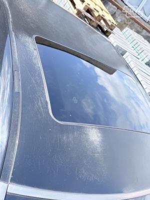 Black Mercedes-Benz CLK 220 2006 in Sakiai, with an engine capacity of 2.10 L and mileage of 209 thousand km for 2750 €, photo 19 on AUTOMOTO.COM.LV